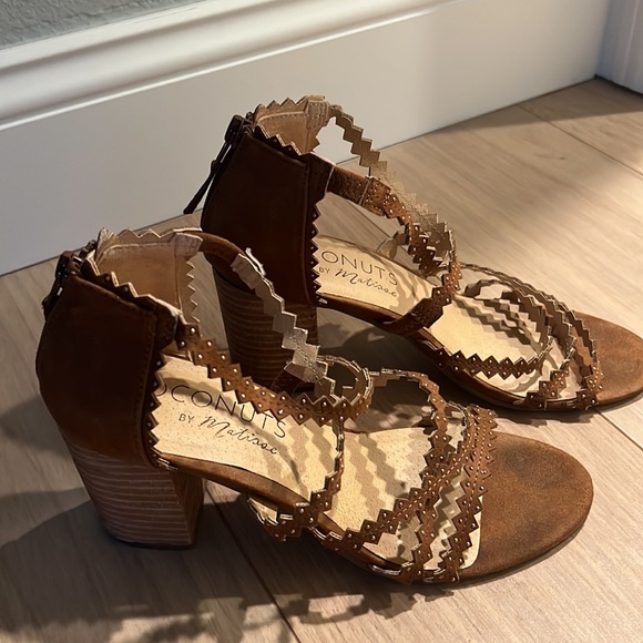 Coconuts by Matisse | Shoes | Coconuts By Matisse Aiden Stud Detailed ...